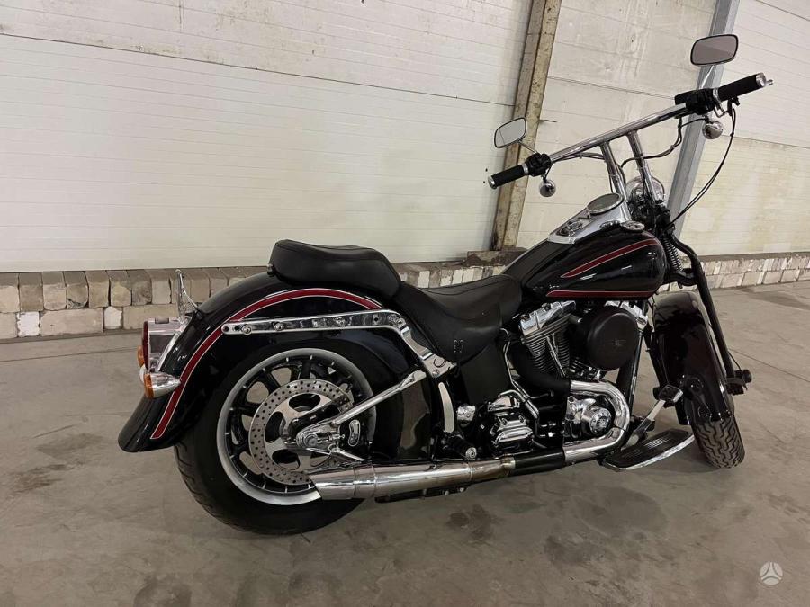 Harley-Davidson Springer 2005 in Siauliai, with an engine capacity of 1.45 L and mileage of 28 thousand km for 7506 €, photo 12 on AUTOMOTO.COM.LV