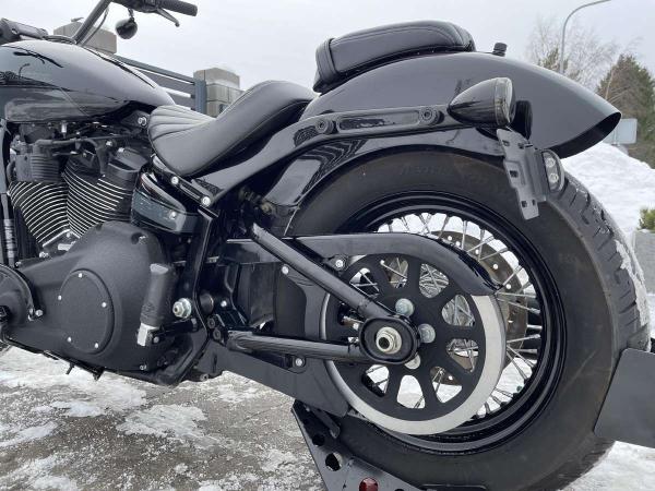 Black Harley-Davidson Street Bob FXBB 2021 in Klaipeda, with an engine capacity of 1.87 L and mileage of 14 thousand km for 10600 €, photo 11 on AUTOMOTO.COM.LV