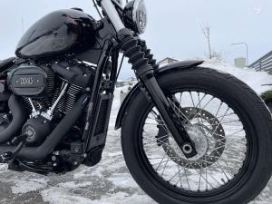 Black Harley-Davidson Street Bob FXBB 2021 in Klaipeda, with an engine capacity of 1.87 L and mileage of 14 thousand km for 10600 €, photo 12 on AUTOMOTO.COM.LV