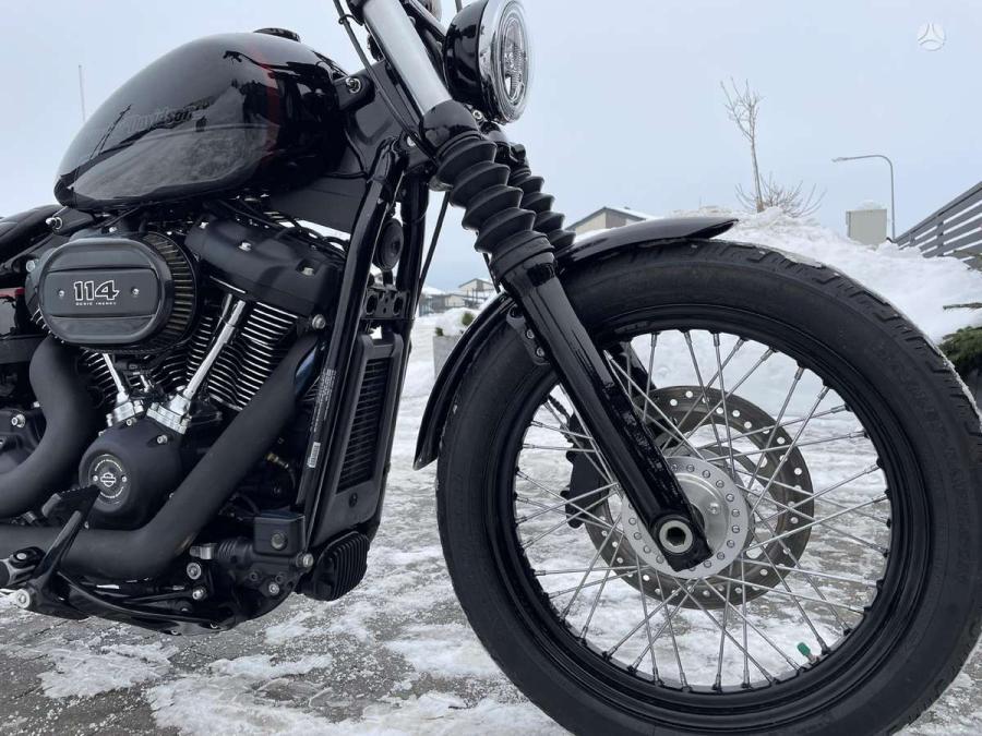 Black Harley-Davidson Street Bob FXBB 2021 in Klaipeda, with an engine capacity of 1.87 L and mileage of 14 thousand km for 10600 €, photo 12 on AUTOMOTO.COM.LV