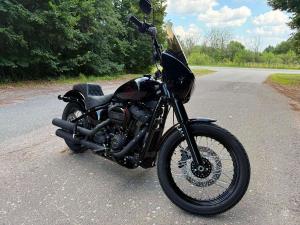 Melns Harley-Davidson Street Bob FXBB 2021 Tauragė, ar dzinēja tilpumu 1.87 L un nobraukumu 12 tūkst. km par 12700 €, foto 7 vietnē AUTOMOTO.COM.LV