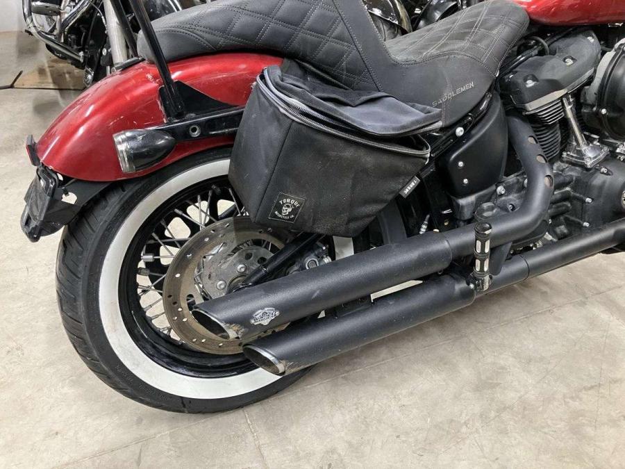 Harley-Davidson Street Bob FXBB 2018 in Siauliai, with an engine capacity of 0.00 L and mileage of 11 thousand km for 4250 €, photo 1 on AUTOMOTO.COM.LV