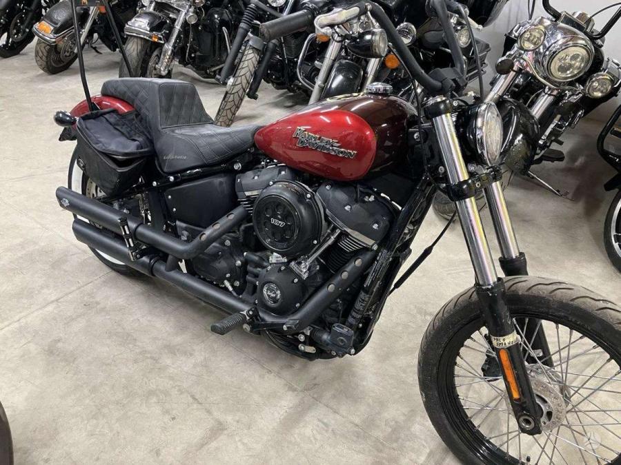 Harley-Davidson Street Bob FXBB 2018 in Siauliai, with an engine capacity of 0.00 L and mileage of 11 thousand km for 4250 €, photo 7 on AUTOMOTO.COM.LV