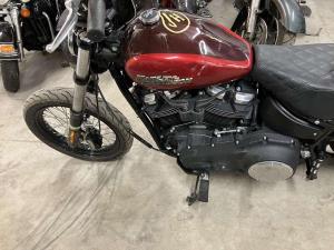 Harley-Davidson Street Bob FXBB 2018 in Siauliai, with an engine capacity of 0.00 L and mileage of 11 thousand km for 4250 €, photo 8 on AUTOMOTO.COM.LV