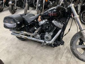 Харли-Девидсон Street Bob FXBB 2023 в Шяуляй, объемом двигателя 0.00 л и пробегом 11 тыс. км за 4400 €, фото  на AUTOMOTO.COM.LV