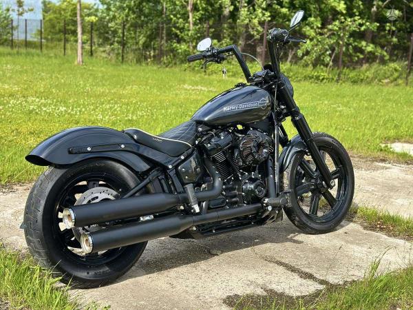 Харли-Девидсон Street Bob FXBB 2023 в Клайпеда, объемом двигателя 1.75 л и пробегом 14 тыс. км за 9700 €, фото 2 на AUTOMOTO.COM.LV