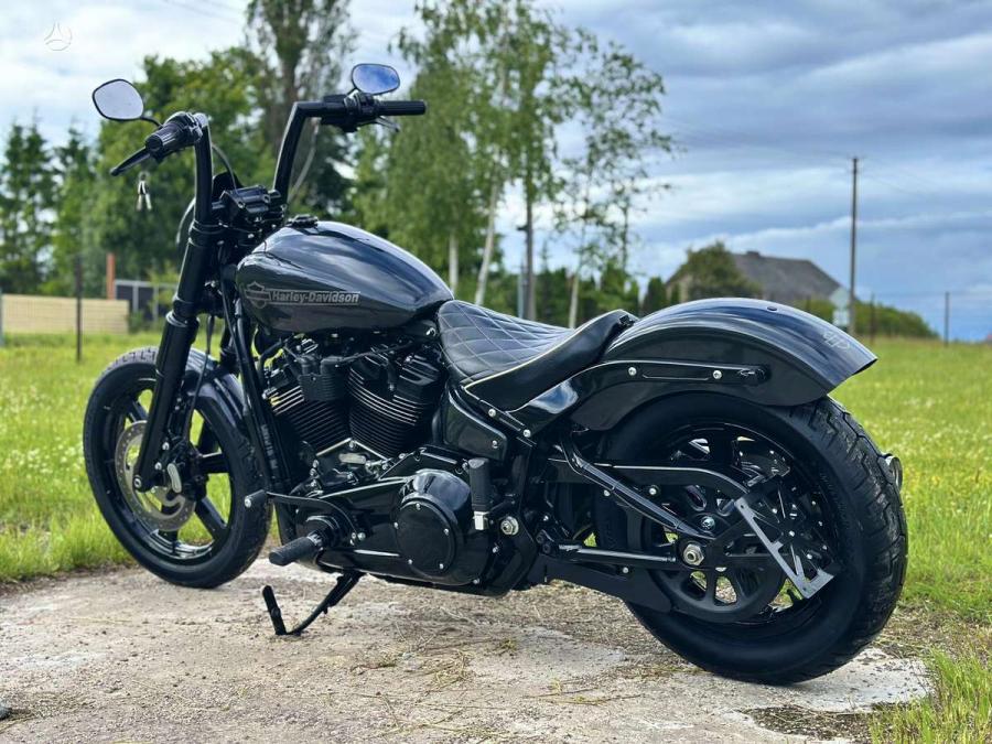 Harley-Davidson Street Bob FXBB 2023 Klaipėda, ar dzinēja tilpumu 1.75 L un nobraukumu 14 tūkst. km par 9700 €, foto 5 vietnē AUTOMOTO.COM.LV