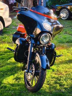 Черный Харли-Девидсон Street Glide 2013 в Таллин, объемом двигателя 1.00 л и пробегом 83 тыс. км за 10500 €, фото 12 на AUTOMOTO.COM.LV