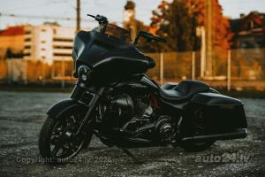 Черный Харли-Девидсон Street Glide 2014 в Пярну, объемом двигателя 1.69 л и пробегом 96 тыс. км за 11900 €, фото  на AUTOMOTO.COM.LV
