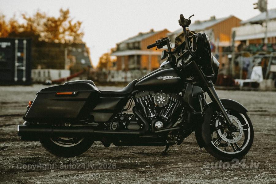 Черный Харли-Девидсон Street Glide 2014 в Пярну, объемом двигателя 1.69 л и пробегом 96 тыс. км за 11900 €, фото 3 на AUTOMOTO.COM.LV