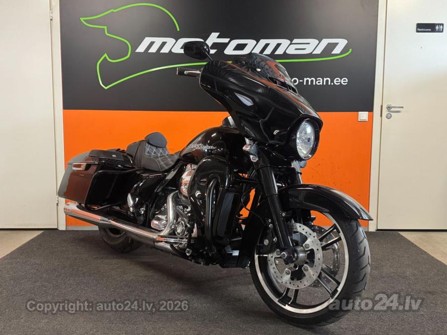 Черный Харли-Девидсон Street Glide 2015 в Тарту, объемом двигателя 1.69 л и пробегом 53 тыс. км за 12990 €, фото 1 на AUTOMOTO.COM.LV