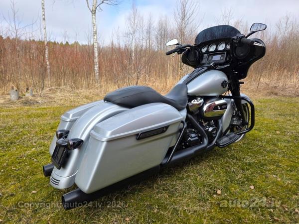 Черный Харли-Девидсон Street Glide 2022 в Пярну, объемом двигателя 1.75 л и пробегом 9 тыс. км за 18500 €, фото 6 на AUTOMOTO.COM.LV