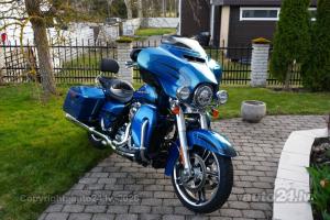 Blue Harley-Davidson Street Glide 2014 in Tartu, with an engine capacity of 1.80 L and mileage of 9 thousand km for 17200 €, photo 4 on AUTOMOTO.COM.LV