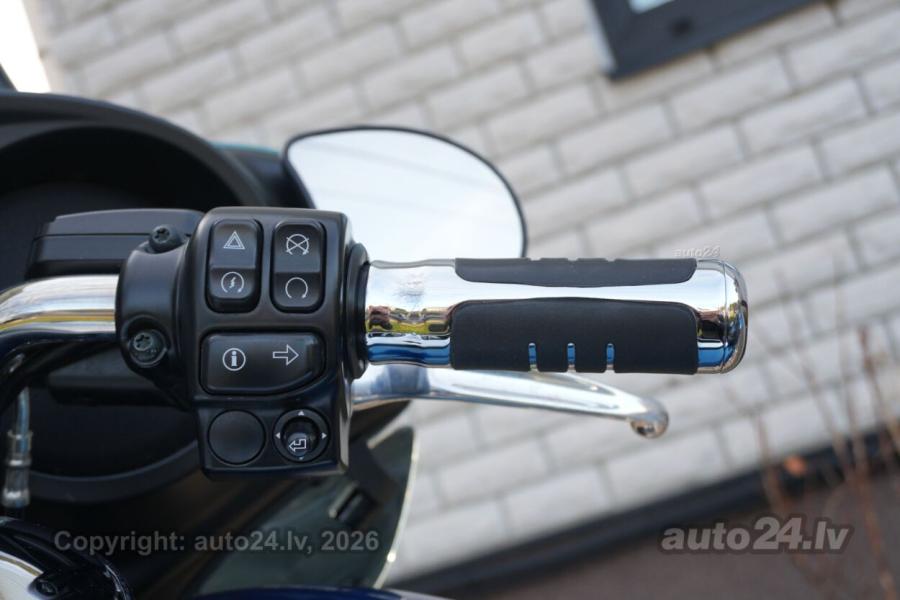 Blue Harley-Davidson Street Glide 2014 in Tartu, with an engine capacity of 1.80 L and mileage of 9 thousand km for 17200 €, photo 16 on AUTOMOTO.COM.LV