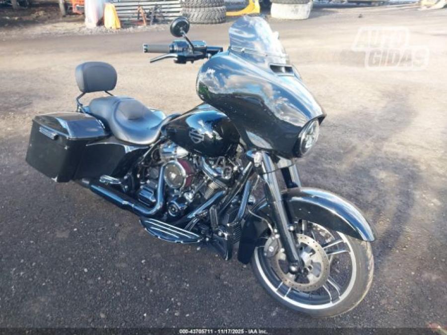 Melns Harley-Davidson Street Glide FLHX 0 Klaipėda, ar dzinēja tilpumu 0.00 L un nobraukumu 0 tūkst. km par 4550 €, foto 1 vietnē AUTOMOTO.COM.LV