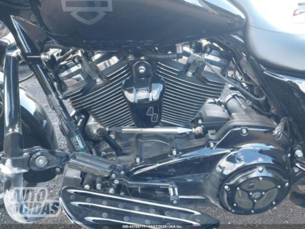 Черный Харли-Девидсон Street Glide FLHX 0 в Клайпеда, объемом двигателя 0.00 л и пробегом 0 тыс. км за 4550 €, фото 9 на AUTOMOTO.COM.LV