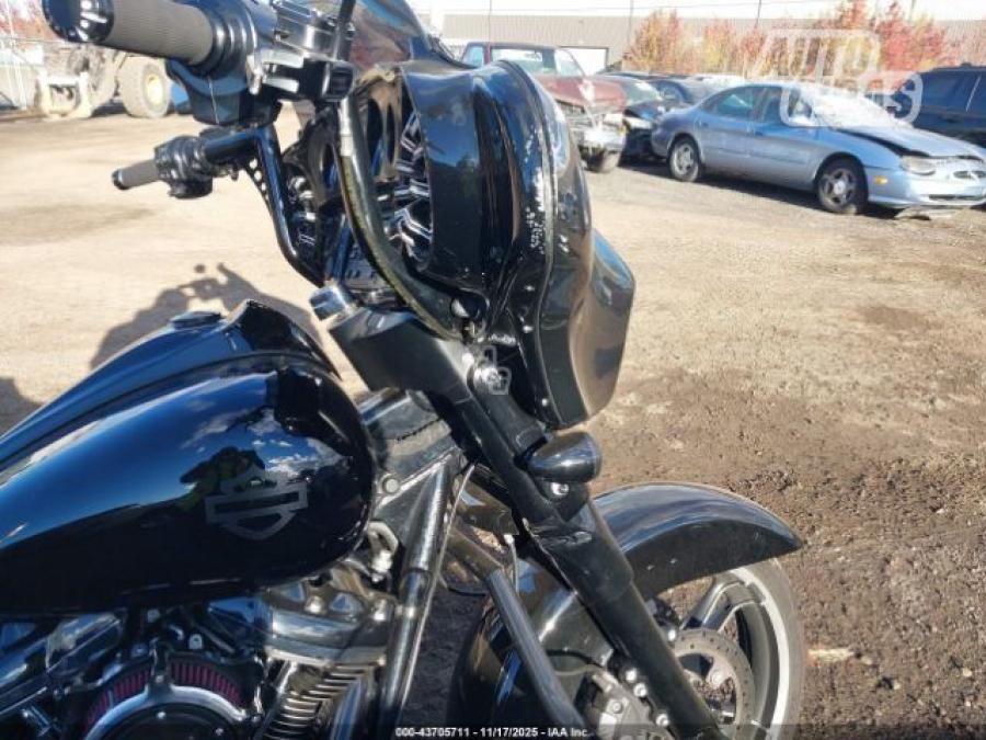 Melns Harley-Davidson Street Glide FLHX 0 Klaipėda, ar dzinēja tilpumu 0.00 L un nobraukumu 0 tūkst. km par 4550 €, foto 19 vietnē AUTOMOTO.COM.LV