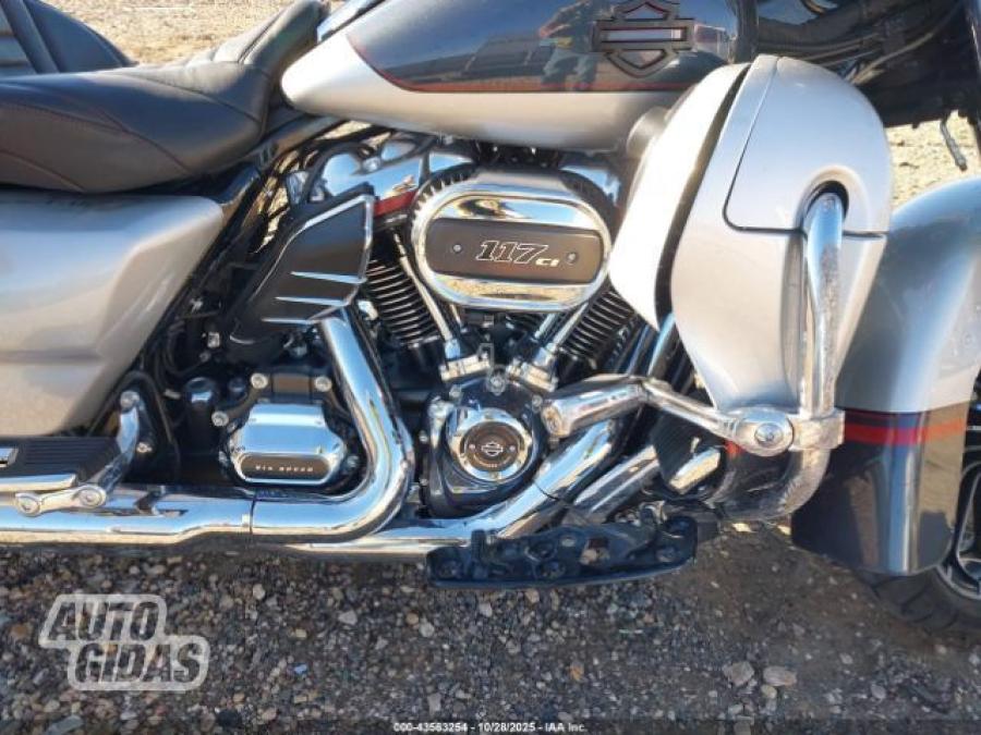 Melns Harley-Davidson Street Glide FLHX 0 Klaipėda, ar dzinēja tilpumu 0.00 L un nobraukumu 0 tūkst. km par 10200 €, foto 8 vietnē AUTOMOTO.COM.LV