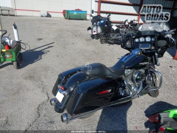 Black Harley-Davidson Street Glide FLHX 0 in Klaipeda, with an engine capacity of 0.00 L and mileage of 0 thousand km for 4500 €, photo 4 on AUTOMOTO.COM.LV