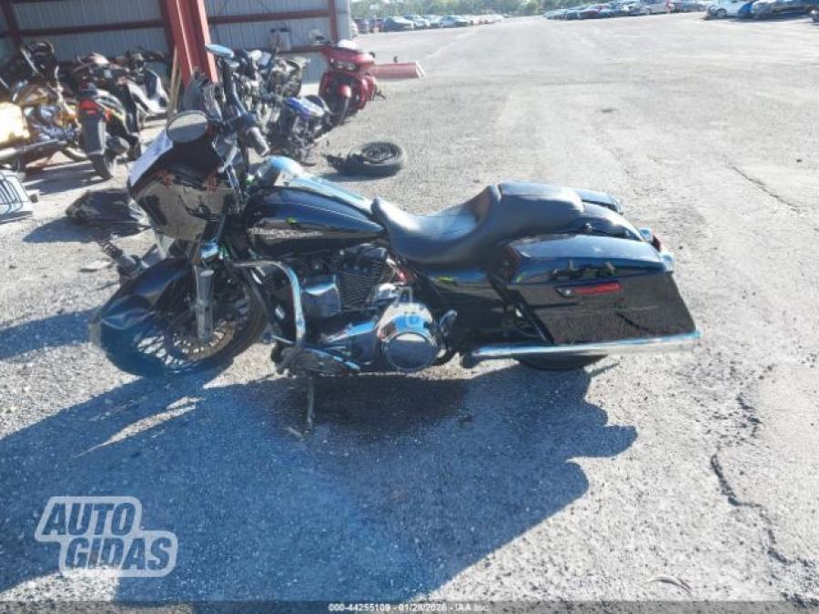 Melns Harley-Davidson Street Glide FLHX 0 Klaipėda, ar dzinēja tilpumu 0.00 L un nobraukumu 0 tūkst. km par 4500 €, foto 12 vietnē AUTOMOTO.COM.LV