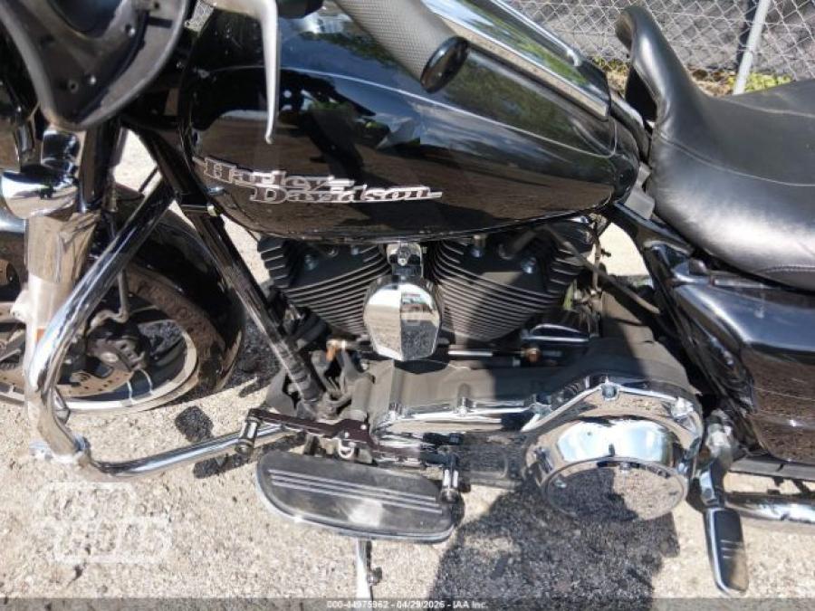 Черный Харли-Девидсон Street Glide FLHX 0 в Клайпеда, объемом двигателя 0.00 л и пробегом 0 тыс. км за 2025 €, фото 10 на AUTOMOTO.COM.LV