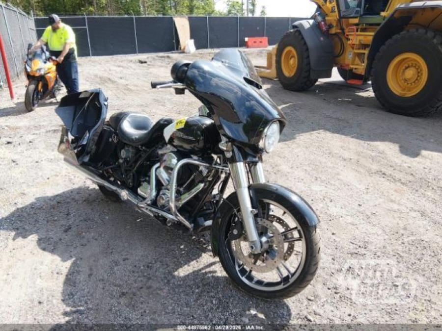 Black Harley-Davidson Street Glide FLHX in Klaipeda, with an engine capacity of 0.00 L and mileage of 0 thousand km for 2025 €, photo 1 on AUTOMOTO.COM.LV
