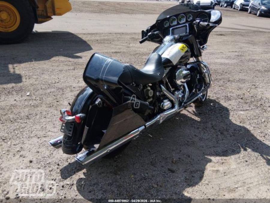 Black Harley-Davidson Street Glide FLHX in Klaipeda, with an engine capacity of 0.00 L and mileage of 0 thousand km for 2025 €, photo 5 on AUTOMOTO.COM.LV