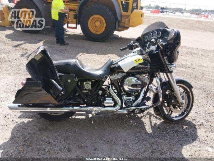 Black Harley-Davidson Street Glide FLHX in Klaipeda, with an engine capacity of 0.00 L and mileage of 0 thousand km for 2025 €, photo 14 on AUTOMOTO.COM.LV