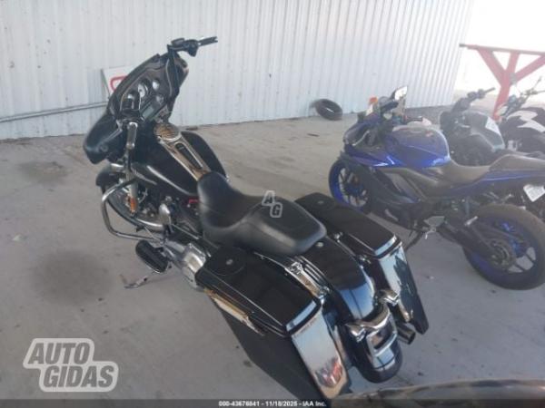 Черный Харли-Девидсон Street Glide FLHX в Клайпеда, объемом двигателя 0.00 л и пробегом 0 тыс. км за 4000 €, фото 3 на AUTOMOTO.COM.LV