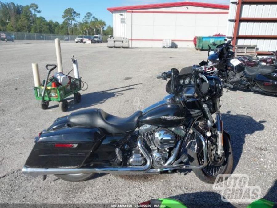 Black Harley-Davidson Street Glide FLHX in Klaipeda, with an engine capacity of 0.00 L and mileage of 0 thousand km for 4500 €, photo 12 on AUTOMOTO.COM.LV