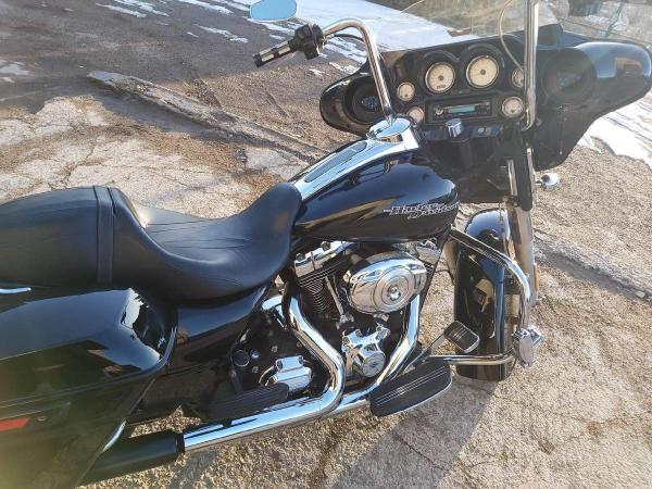 Черный Харли-Девидсон Street Glide FLHX 2012 в Каунас, объемом двигателя 0.00 л и пробегом 40 тыс. км за 10850 €, фото 3 на AUTOMOTO.COM.LV