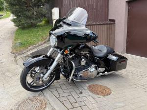 Black Harley-Davidson Street Glide FLHX 2015 in Vilnius, with an engine capacity of 1.69 L and mileage of 36 thousand km for 10450 €, photo 7 on AUTOMOTO.COM.LV