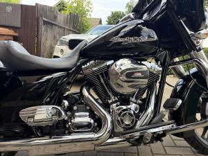 Black Harley-Davidson Street Glide FLHX 2015 in Vilnius, with an engine capacity of 1.69 L and mileage of 36 thousand km for 10450 €, photo 9 on AUTOMOTO.COM.LV