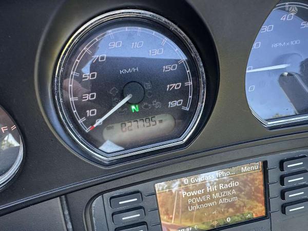 Black Harley-Davidson Street Glide FLHX 2016 in Siauliai, with an engine capacity of 1.75 L and mileage of 28 thousand km for 11600 €, photo 10 on AUTOMOTO.COM.LV