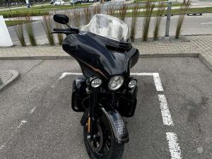 Melns Harley-Davidson Street Glide FLHX 2017 Viļņa, ar dzinēja tilpumu 1.75 L un nobraukumu 79 tūkst. km par 11900 €, foto 8 vietnē AUTOMOTO.COM.LV