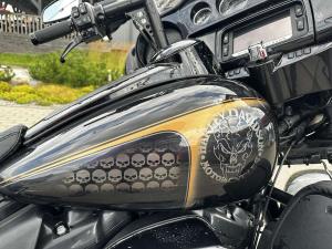 Melns Harley-Davidson Street Glide FLHX 2017 Viļņa, ar dzinēja tilpumu 1.75 L un nobraukumu 79 tūkst. km par 11900 €, foto 9 vietnē AUTOMOTO.COM.LV