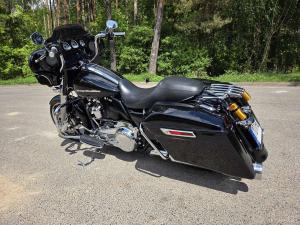 Black Harley-Davidson Street Glide FLHX 2020 in Utena, with an engine capacity of 1.80 L and mileage of 21 thousand km for 18000 €, photo 6 on AUTOMOTO.COM.LV