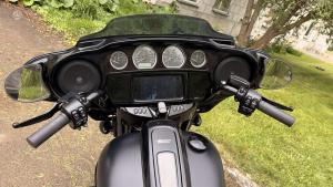 Black Harley-Davidson Street Glide FLHX 2022 in Siauliai, with an engine capacity of 1.90 L and mileage of 4 thousand km for 16900 €, photo 17 on AUTOMOTO.COM.LV