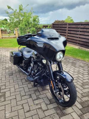 Черный Харли-Девидсон Street Glide FLHX 2022 в Тельшяй, объемом двигателя 1.75 л и пробегом 9 тыс. км за 16500 €, фото 3 на AUTOMOTO.COM.LV