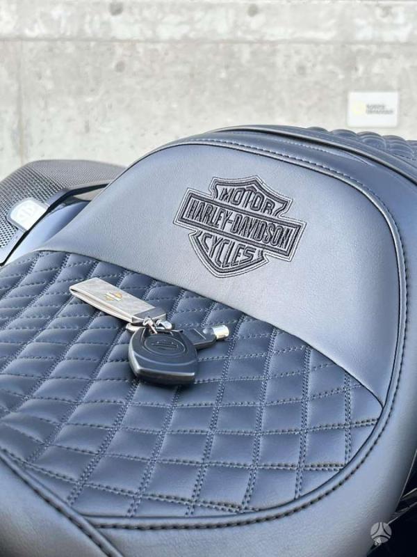 Melns Harley-Davidson Street Glide FLHX 2024 Kauņa, ar dzinēja tilpumu 0.00 L un nobraukumu 8 tūkst. km par 24500 €, foto 8 vietnē AUTOMOTO.COM.LV