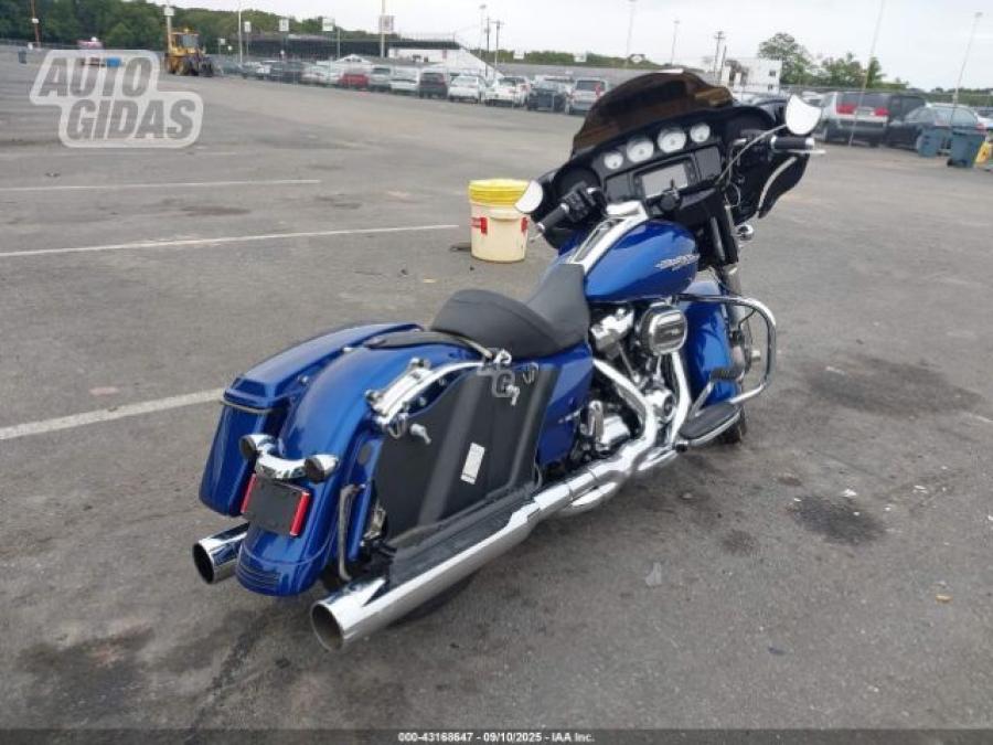 Blue Harley-Davidson Street Glide FLHX 0 in Klaipeda, with an engine capacity of 0.00 L and mileage of 0 thousand km for 5500 €, photo 4 on AUTOMOTO.COM.LV