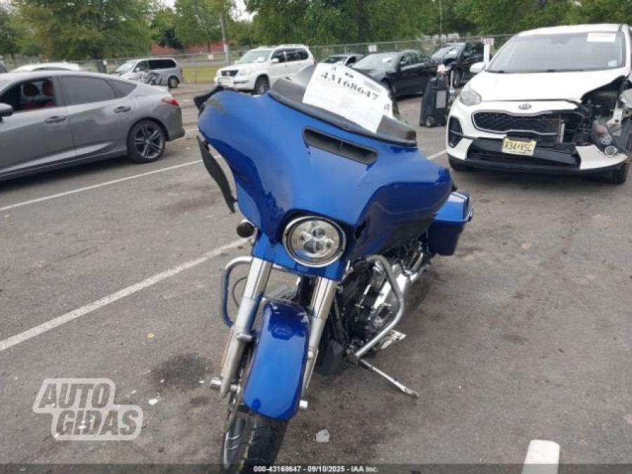Blue Harley-Davidson Street Glide FLHX 0 in Klaipeda, with an engine capacity of 0.00 L and mileage of 0 thousand km for 5500 €, photo 5 on AUTOMOTO.COM.LV
