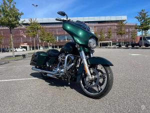 Green Harley-Davidson Street Glide FLHX 2014 in Klaipeda, with an engine capacity of 1.69 L and mileage of 26 thousand km for 11450 €, photo 8 on AUTOMOTO.COM.LV