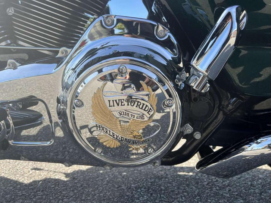 Zaļš Harley-Davidson Street Glide FLHX 2014 Klaipėda, ar dzinēja tilpumu 1.69 L un nobraukumu 27 tūkst. km par 12000 €, foto 9 vietnē AUTOMOTO.COM.LV