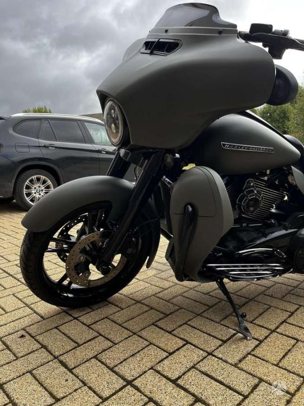 Зеленый Харли-Девидсон Street Glide FLHX 2019 в Тракай, объемом двигателя 1.87 л и пробегом 20 тыс. км за 15000 €, фото 6 на AUTOMOTO.COM.LV