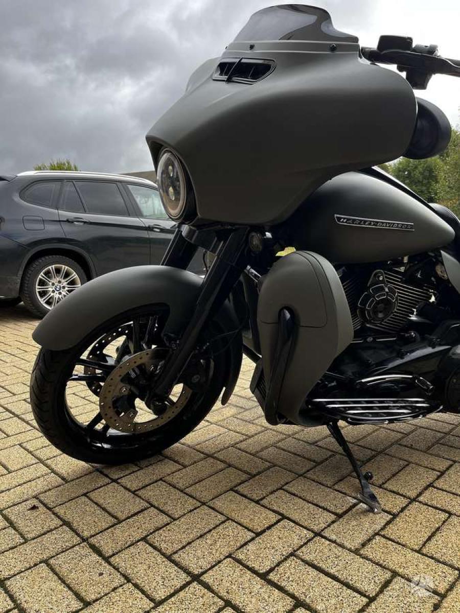 Зеленый Харли-Девидсон Street Glide FLHX 2019 в Тракай, объемом двигателя 1.87 л и пробегом 20 тыс. км за 15000 €, фото 6 на AUTOMOTO.COM.LV