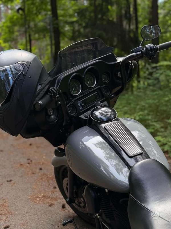 Grey Harley-Davidson Street Glide FLHX 2009 in Kaunas, with an engine capacity of 1.70 L and mileage of 34 thousand km for 10000 €, photo 6 on AUTOMOTO.COM.LV