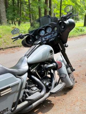 Серый Харли-Девидсон Street Glide FLHX 2009 в Каунас, объемом двигателя 1.70 л и пробегом 34 тыс. км за 10000 €, фото 9 на AUTOMOTO.COM.LV