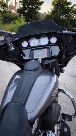 Pelēks Harley-Davidson Street Glide FLHX 2014 Klaipėda, ar dzinēja tilpumu 1.70 L un nobraukumu 71 tūkst. km par 6900 €, foto 2 vietnē AUTOMOTO.COM.LV