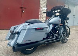 Grey Harley-Davidson Street Glide FLHX 2016 in Kaunas, with an engine capacity of 1.70 L and mileage of 13 thousand km for 14500 €, photo 5 on AUTOMOTO.COM.LV
